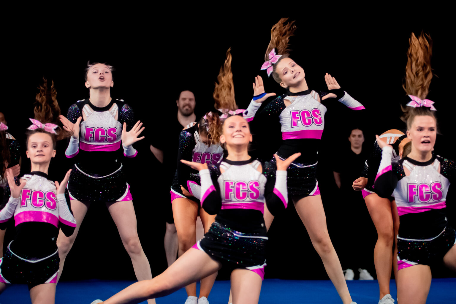 Träna cheerleading - Svenska Cheerleadingförbundet